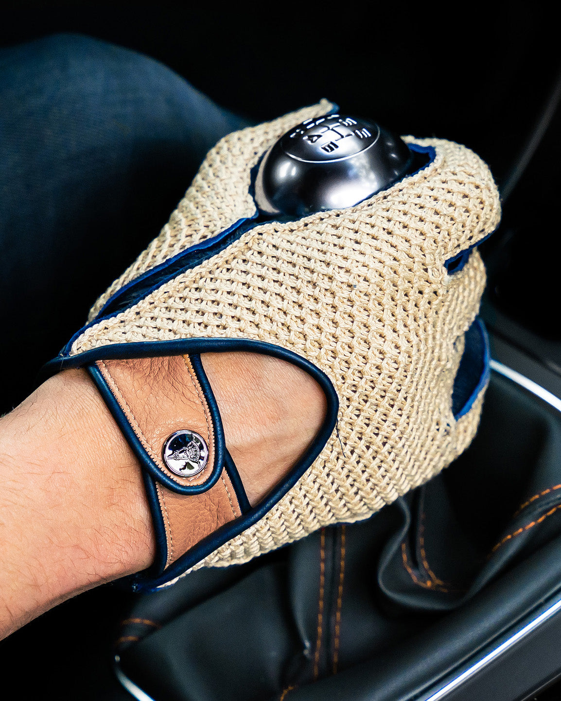 Crochet leather Type 35 blue driving gloves – CD Shop | Classic Driver