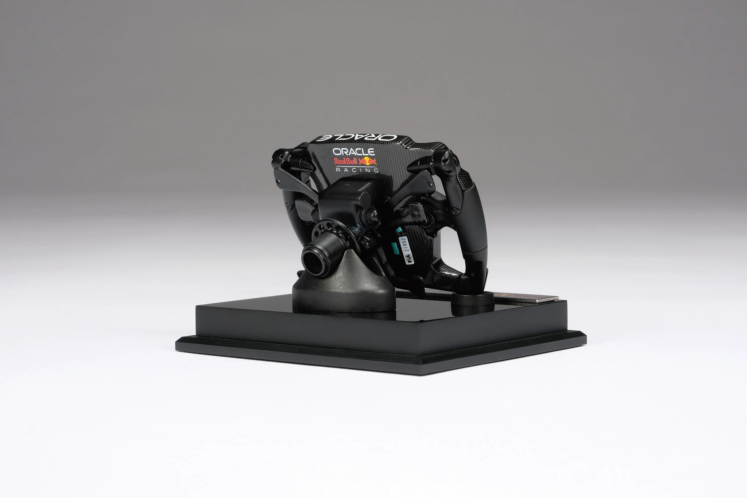 Oracle Red Bull Racing RB19 (2023) Steering Wheel - 1:4 scale – CD Shop ...