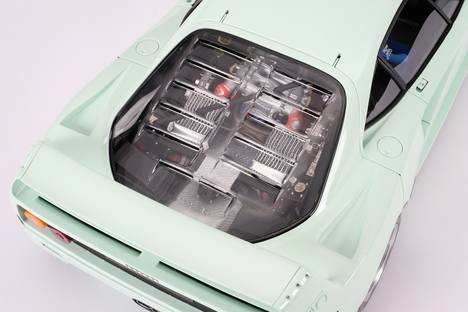 Ferrari F40 - Verde Pallido - 1:18 Scale – CD Shop | Classic Driver