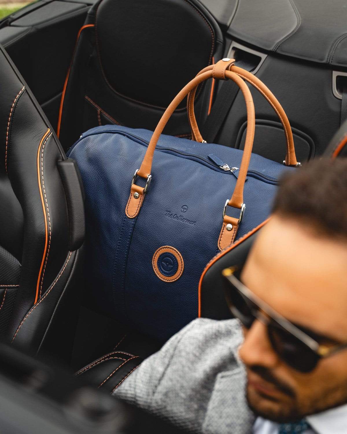 GLOBETROTTER - Full-grain Leather Weekender Garment Bag - Blue/Tan – CD ...