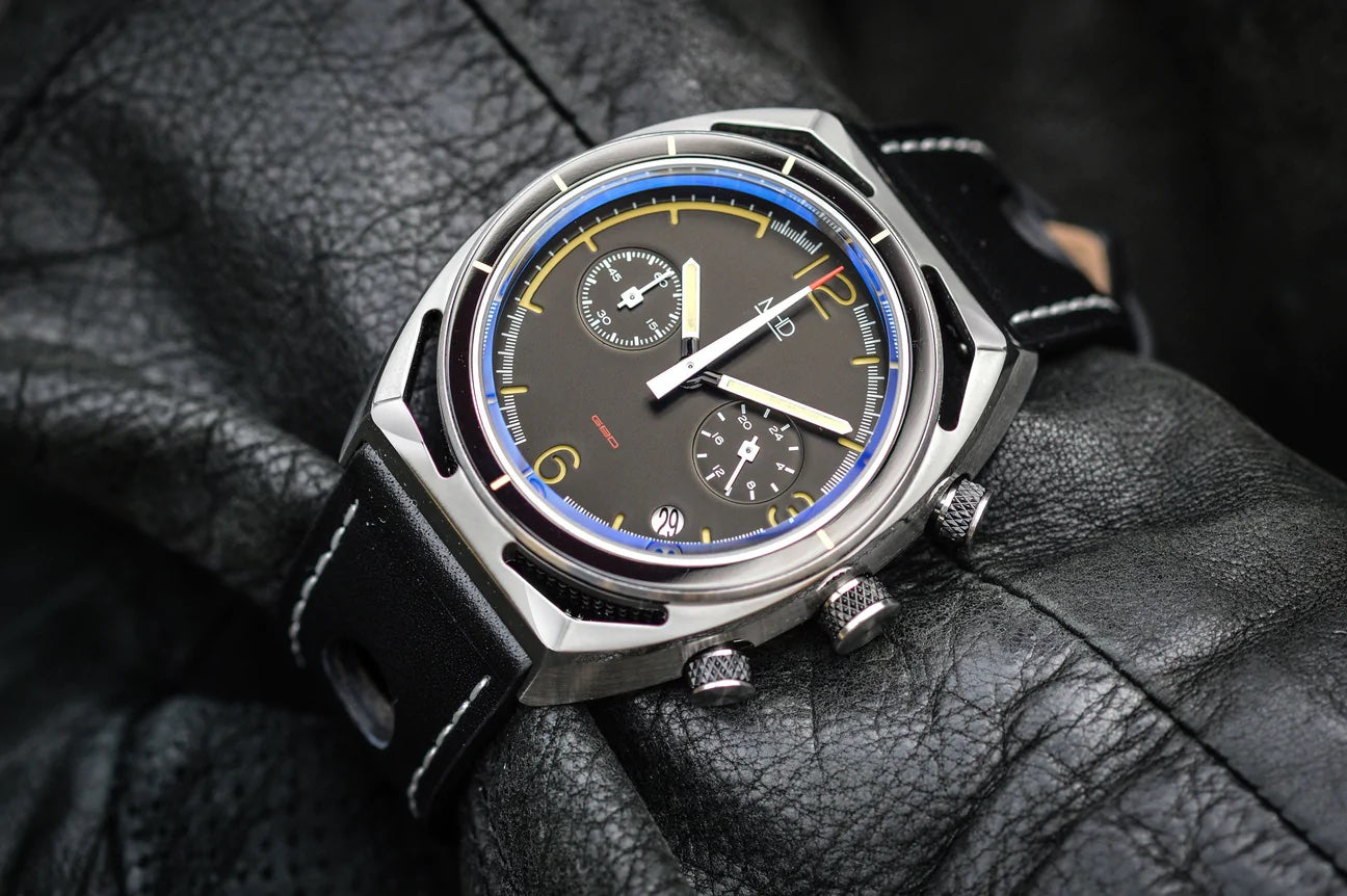 Daily Driver – CD Shop | Classic Driver