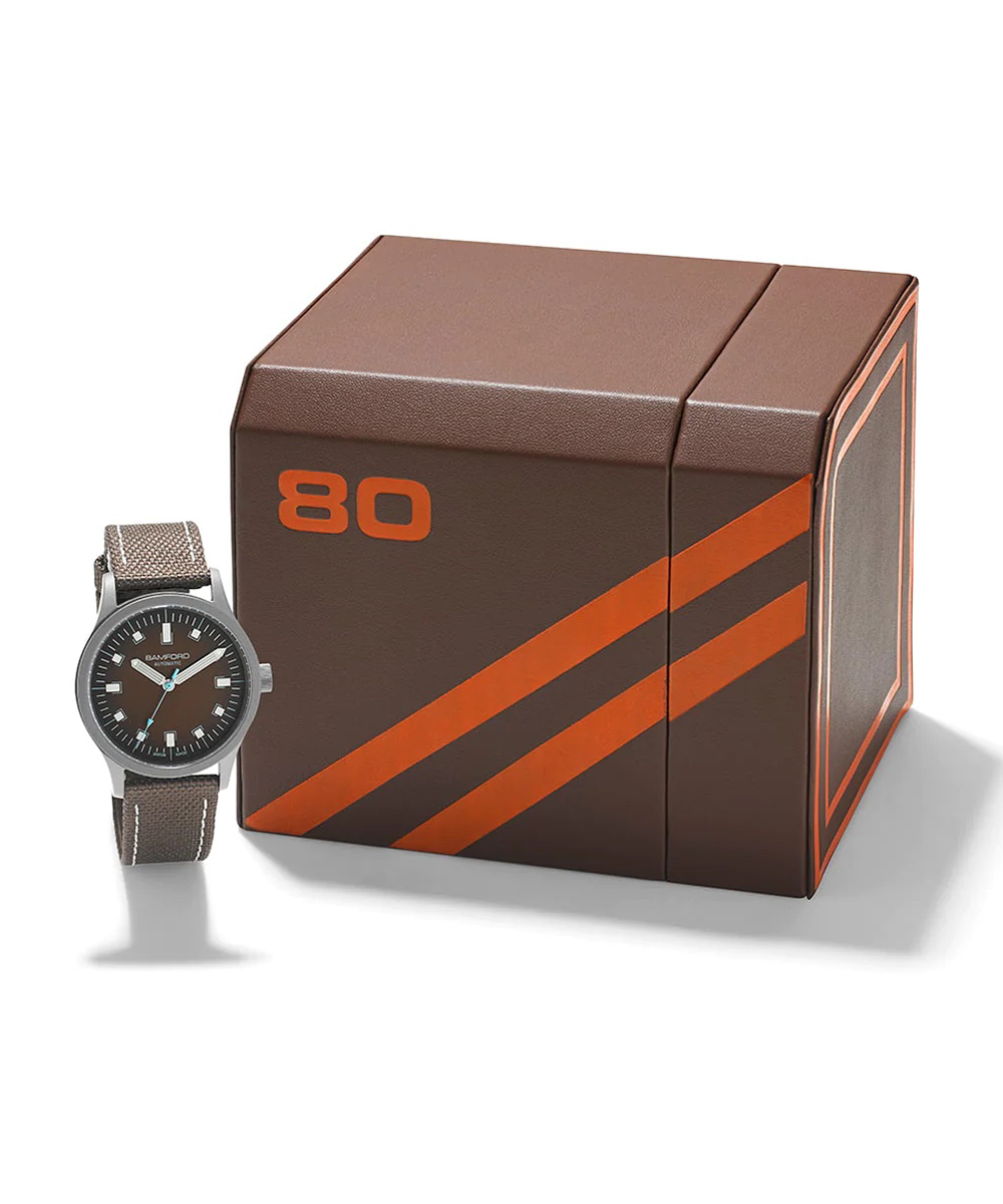 B80 Adventure Green – CD Shop | Classic Driver