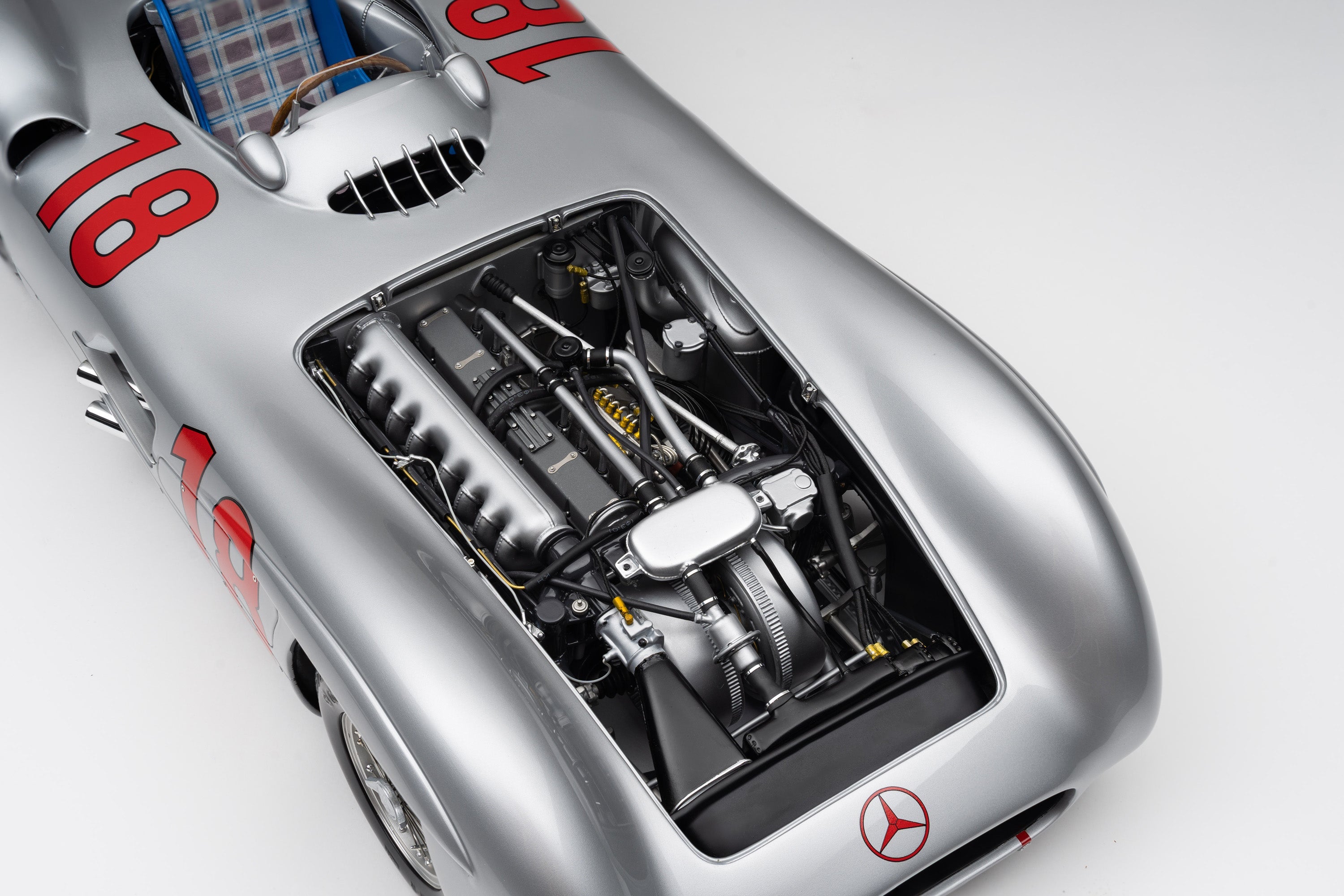 Mercedes-Benz W196 Streamliner (1954) French Gp – CD Shop | Classic Driver