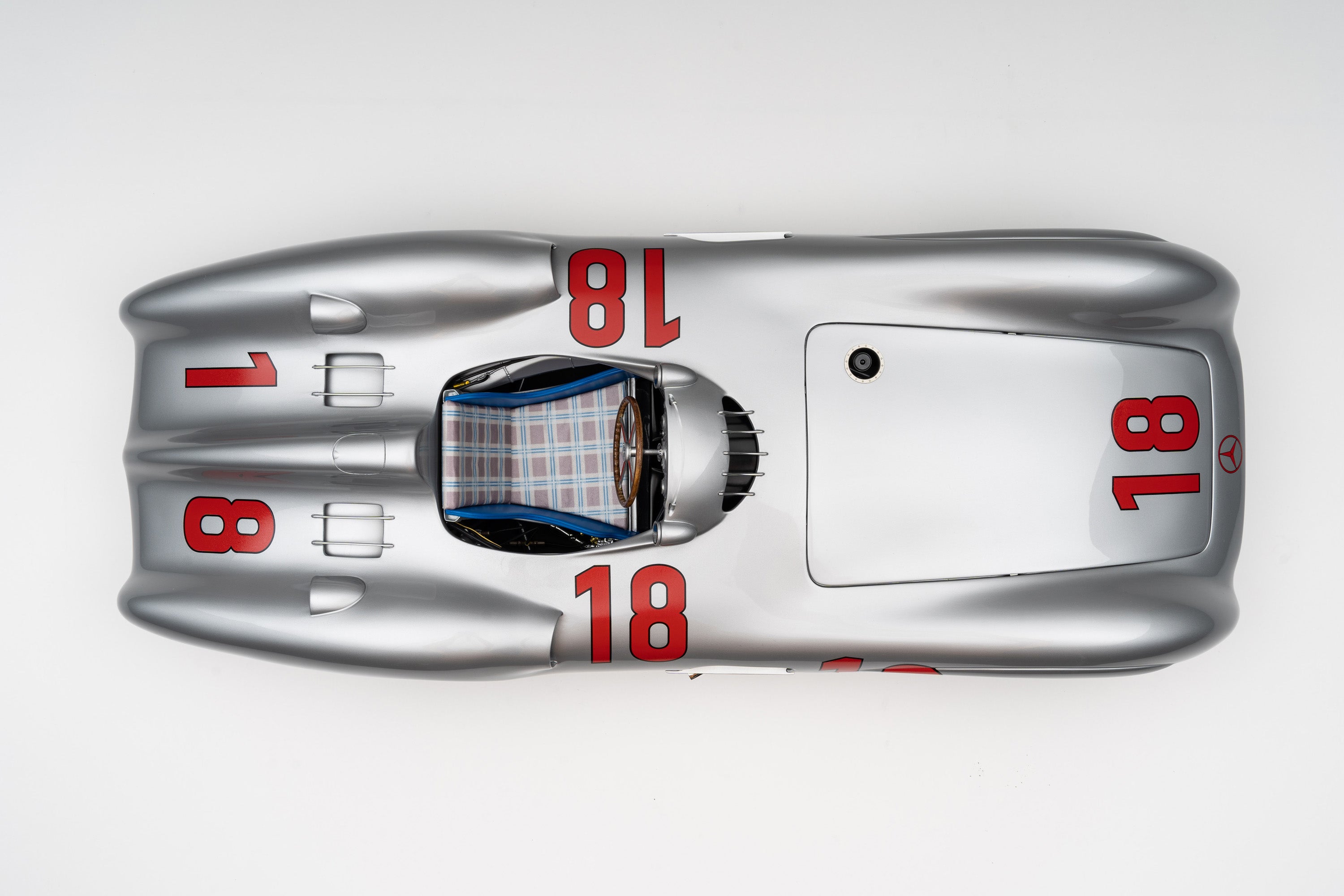 Mercedes-Benz W196 Streamliner (1954) French Gp – CD Shop | Classic Driver