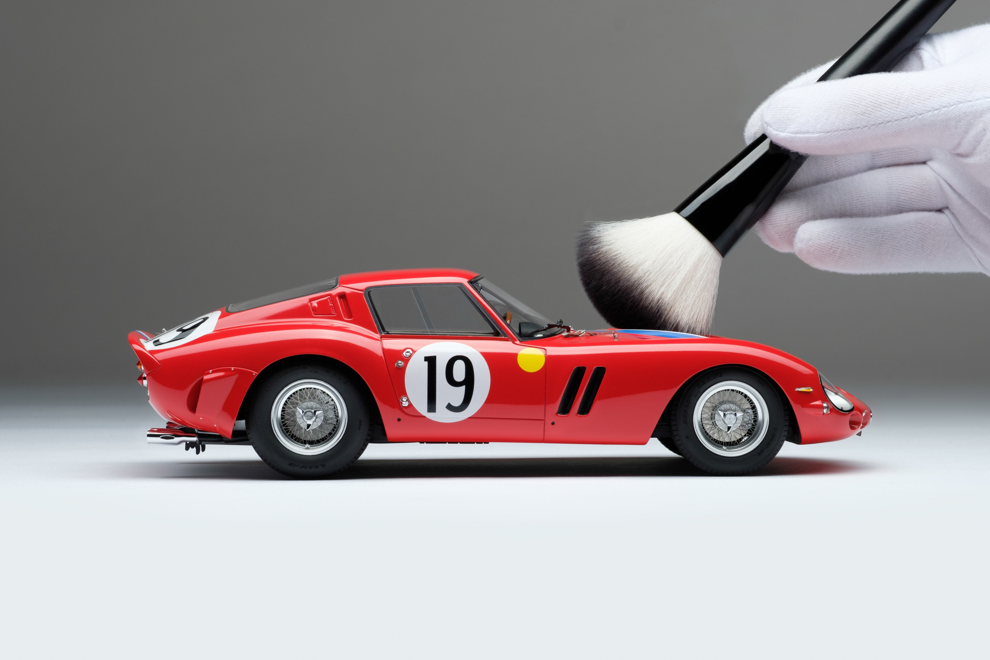 Ferrari 250 GTO at 1:18 scale - 1962 Le Mans Class Winner Livery – CD ...