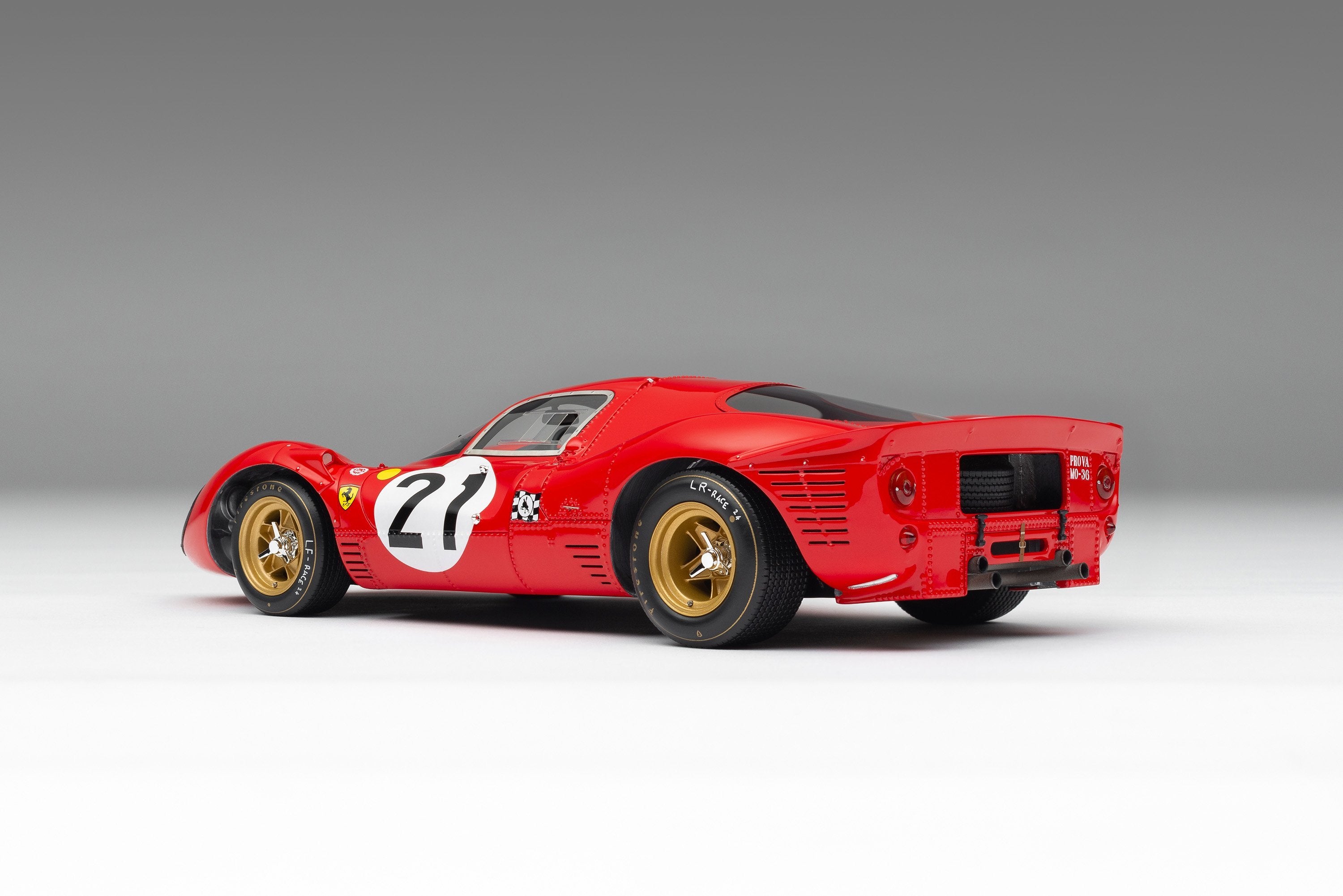 Ferrari 330 P4 at 1:18 scale – CD Shop | Classic Driver