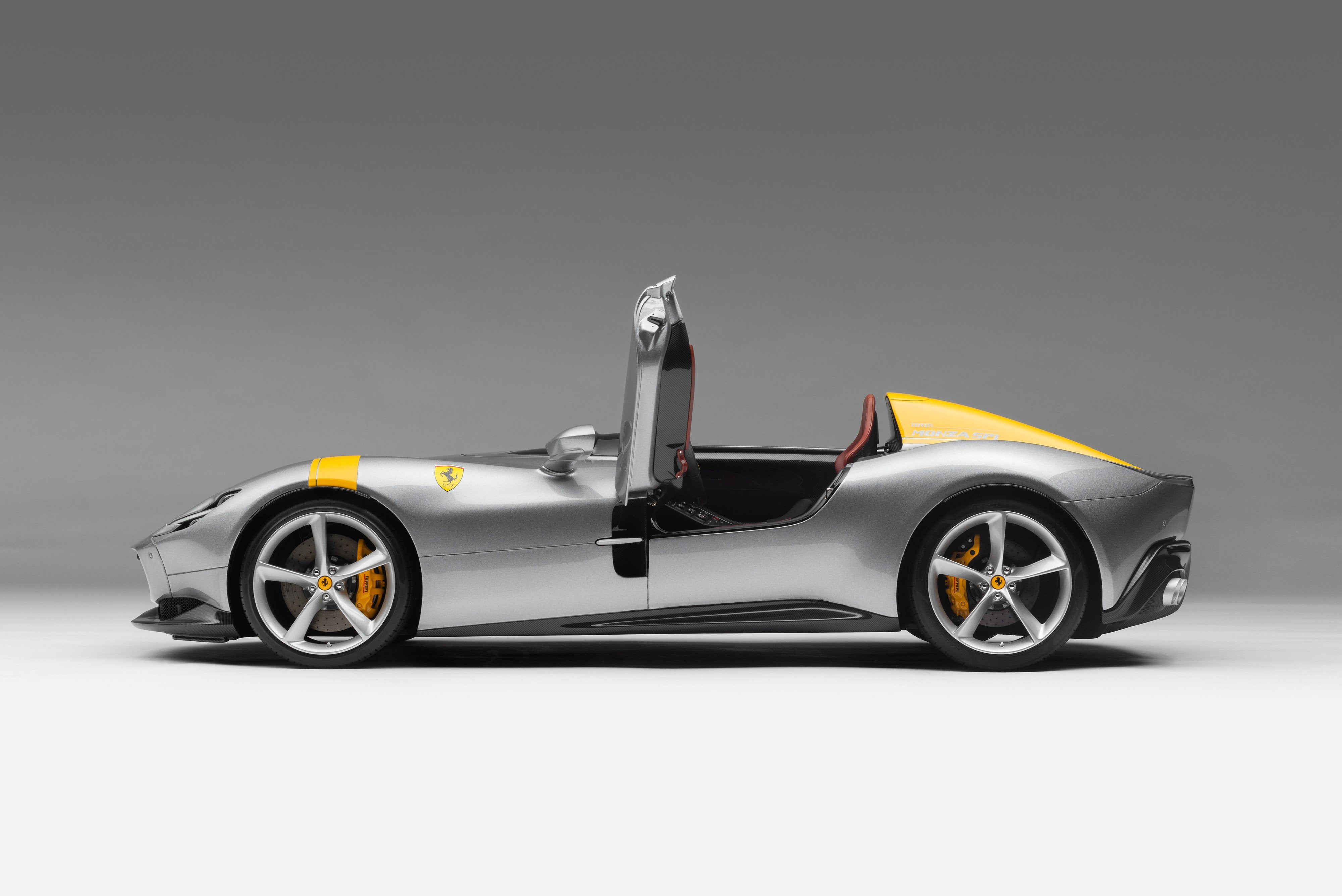 Ferrari Monza SP1 at 1:8 scale – CD Shop | Classic Driver