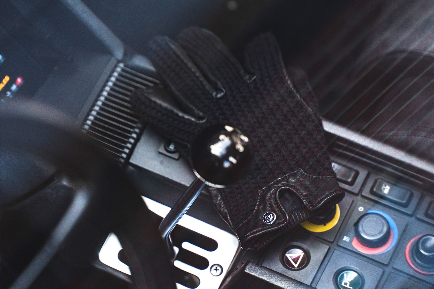 Stringback Driving Gloves – CD Shop | Classic Driver